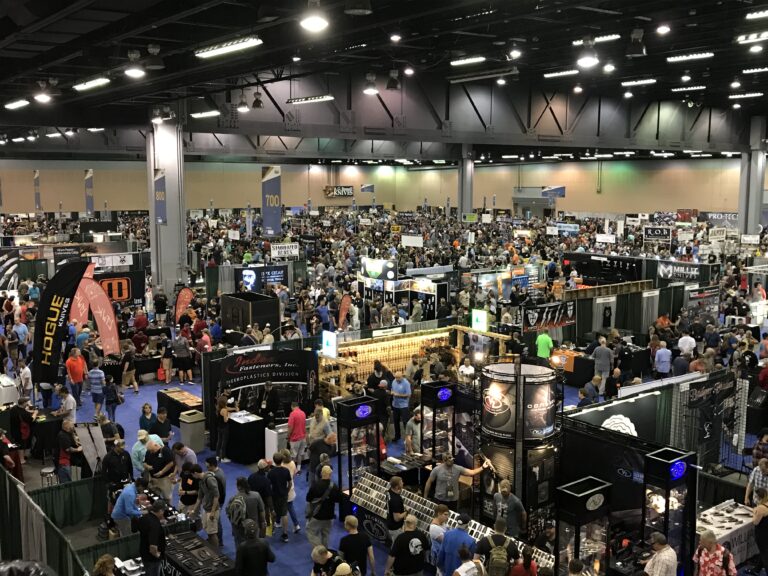 BLADE SHOW BRINGS BIG IMPACT TO COBB GALLERIA CENTRE - Cobb Galleria